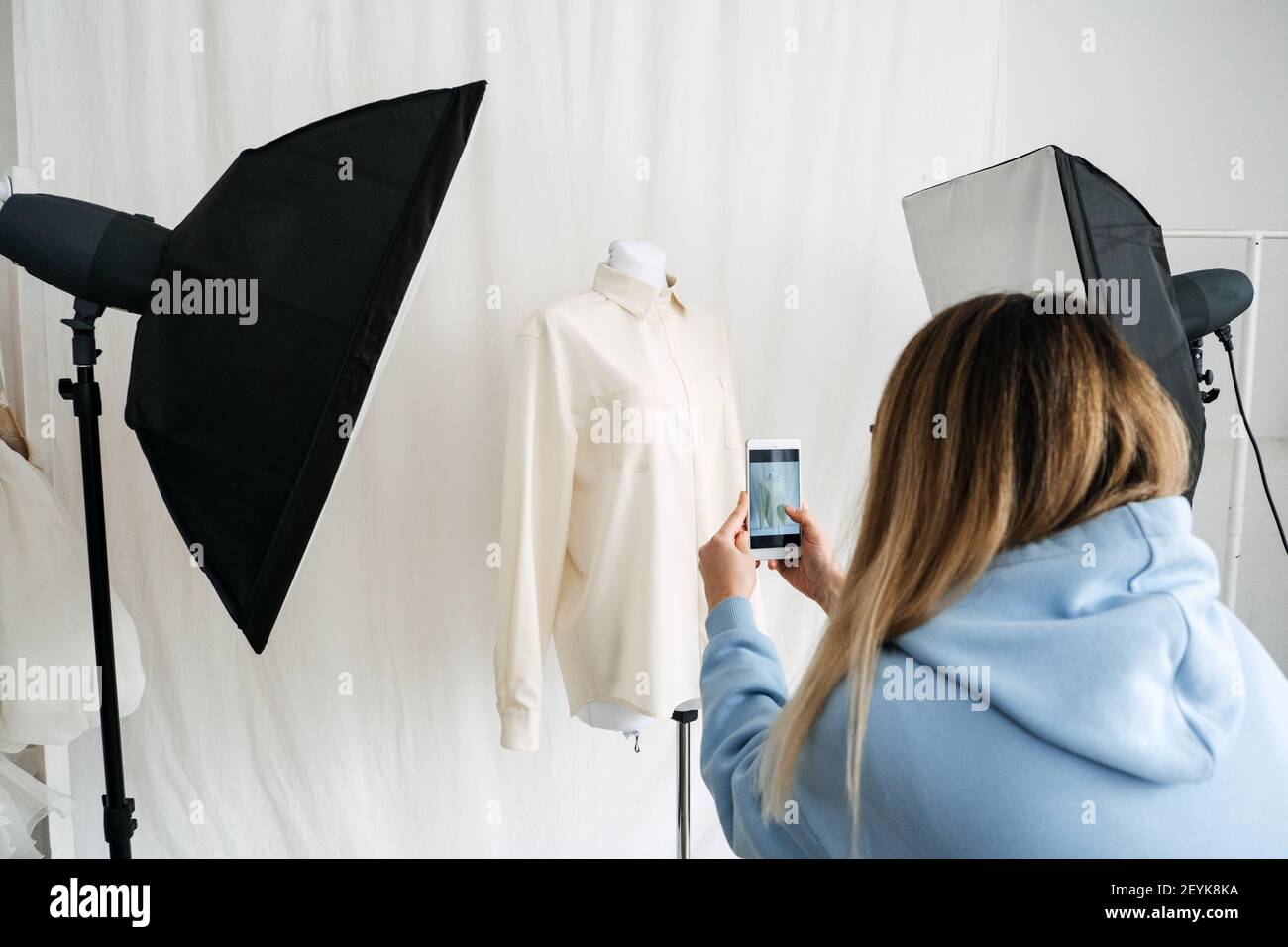 Circular Economy, Second hand, Fast fashion, Sustainable fashion. Shop ...