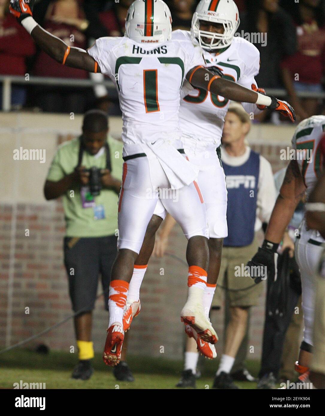 Miami wide receiver Allen Hurns (1) celebrates after a 33-yard ...