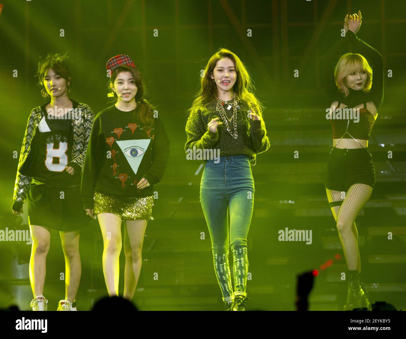 3 November 2013 - Goyang, South Korea : South Korean K-Pop girl group ...