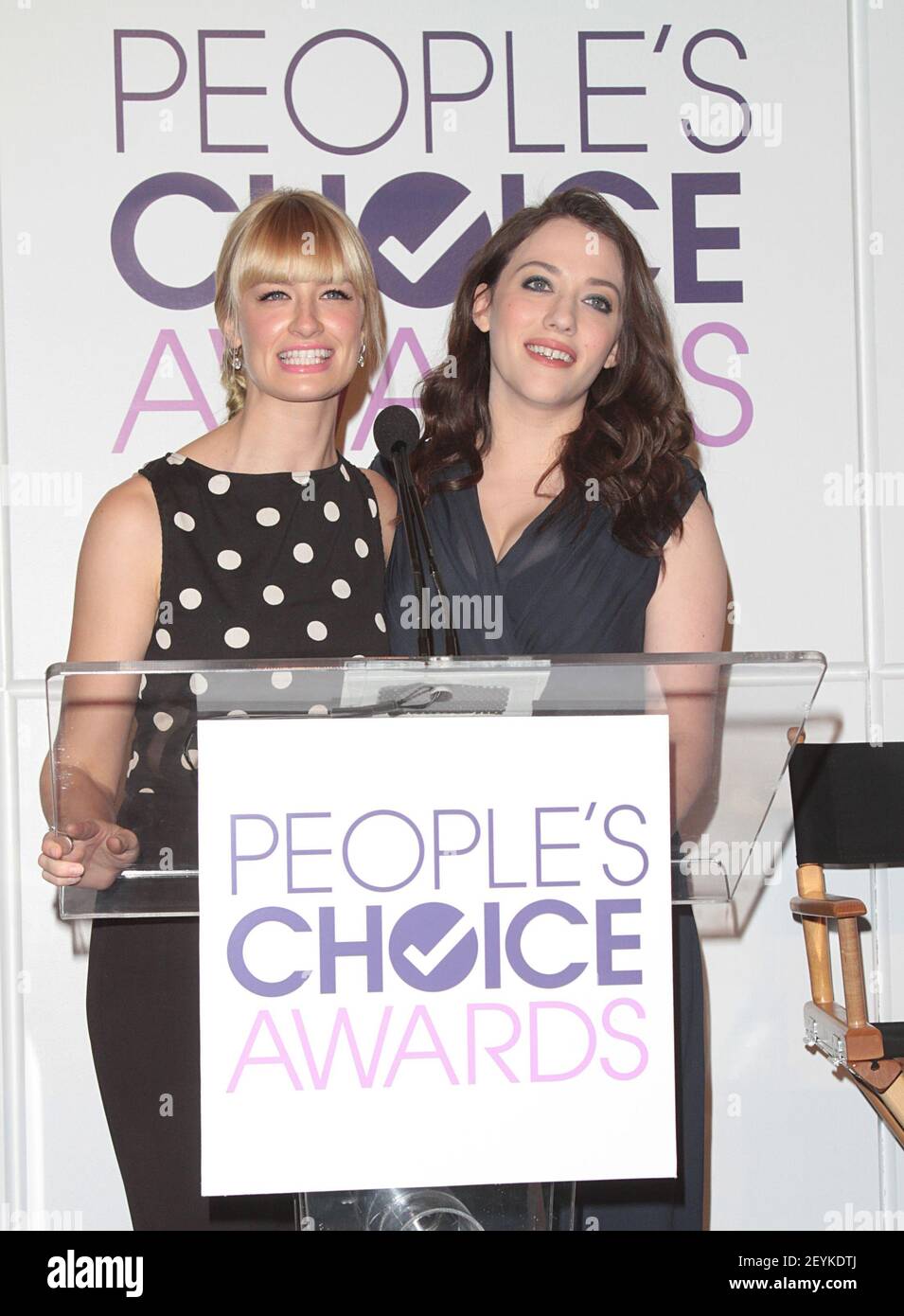 Kat Dennings and Beth Behrs attend The 40th Annual People's Choice ...
