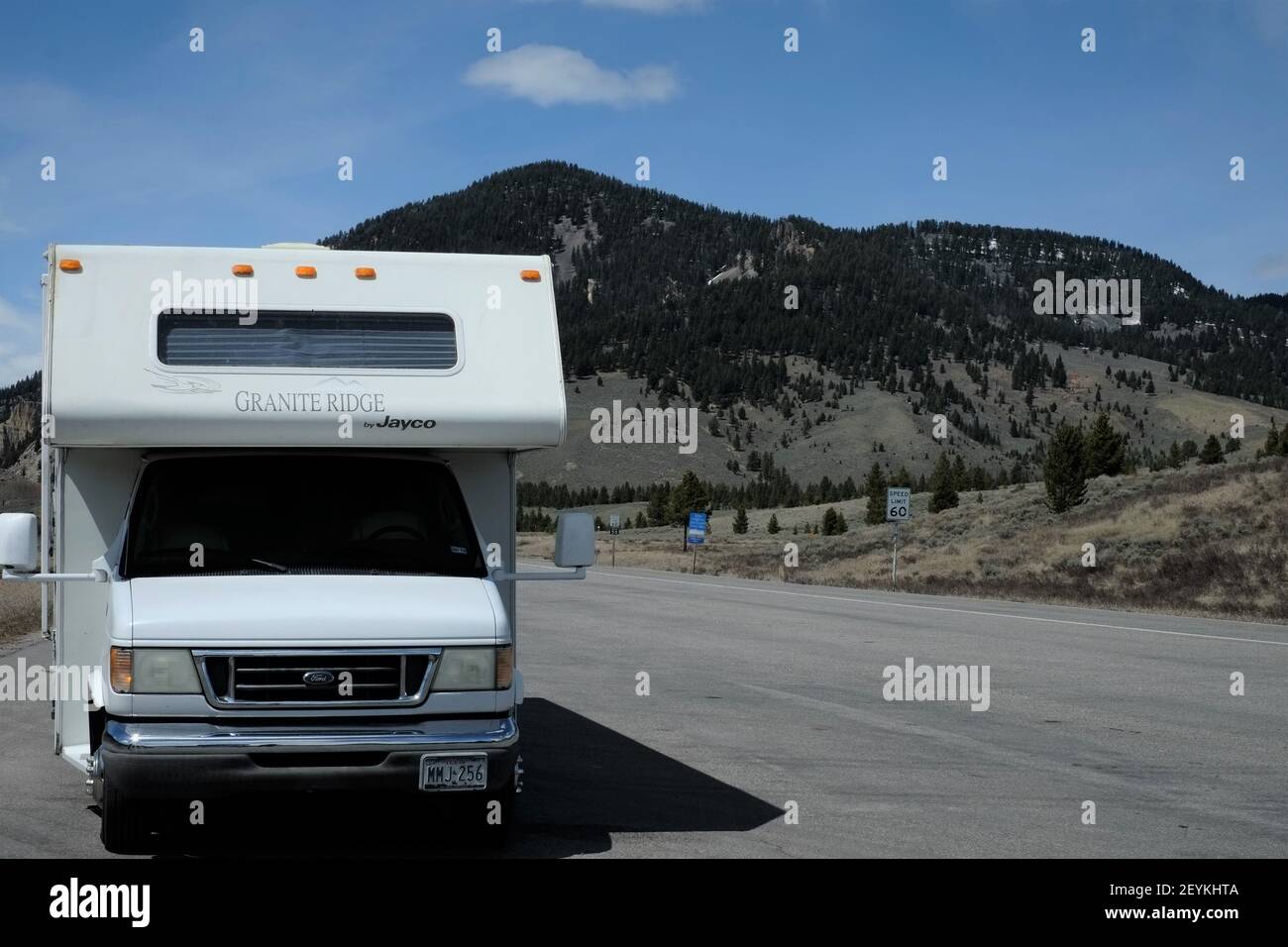 Motorhome driving on country hi-res stock photography and images - Alamy