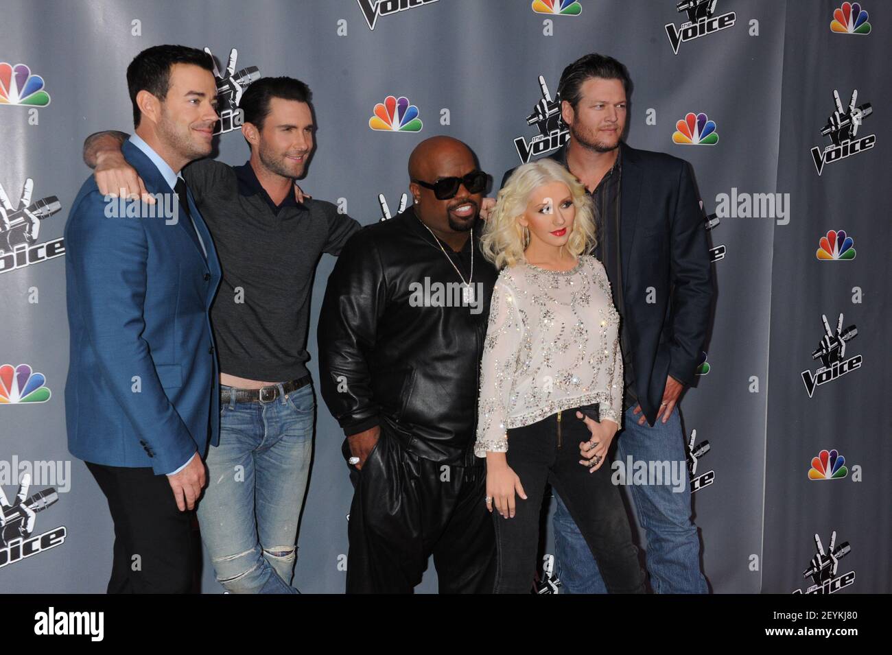 L-R: Carson Daly, Adam Levine, Cee Lo Green, Christina Aguilera, Blake ...