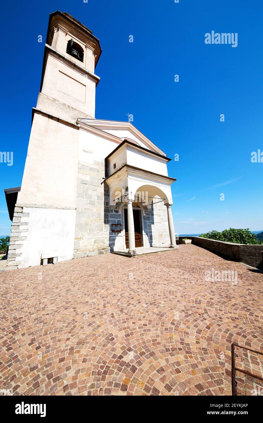 Monument old architecture in italy europe Stock Photo - Alamy