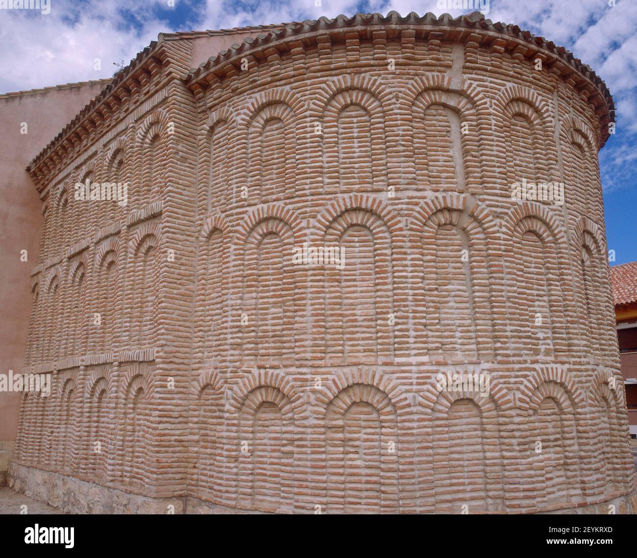 ABSIDE SEMICIRCULAR - S XVI. Location: ST. PETER'S CHURCH. CAMARMA DE ...