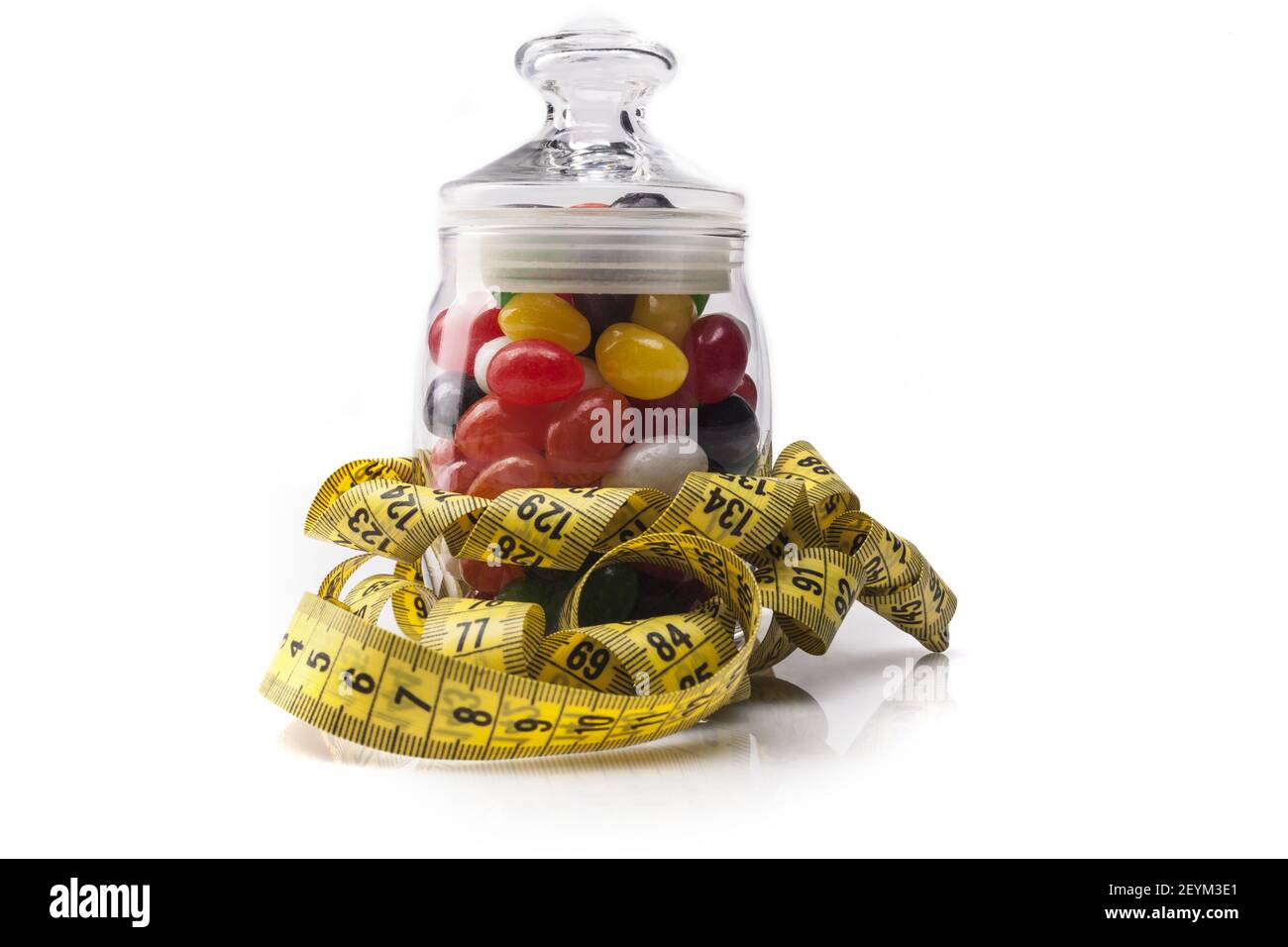 Pink bon bons candy hi-res stock photography and images - Alamy