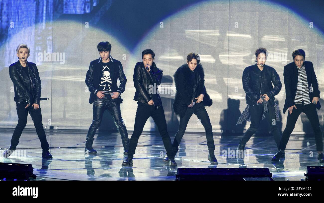 14 November 2013 - Seoul, South Korea : South Korean K-Pop boys group ...