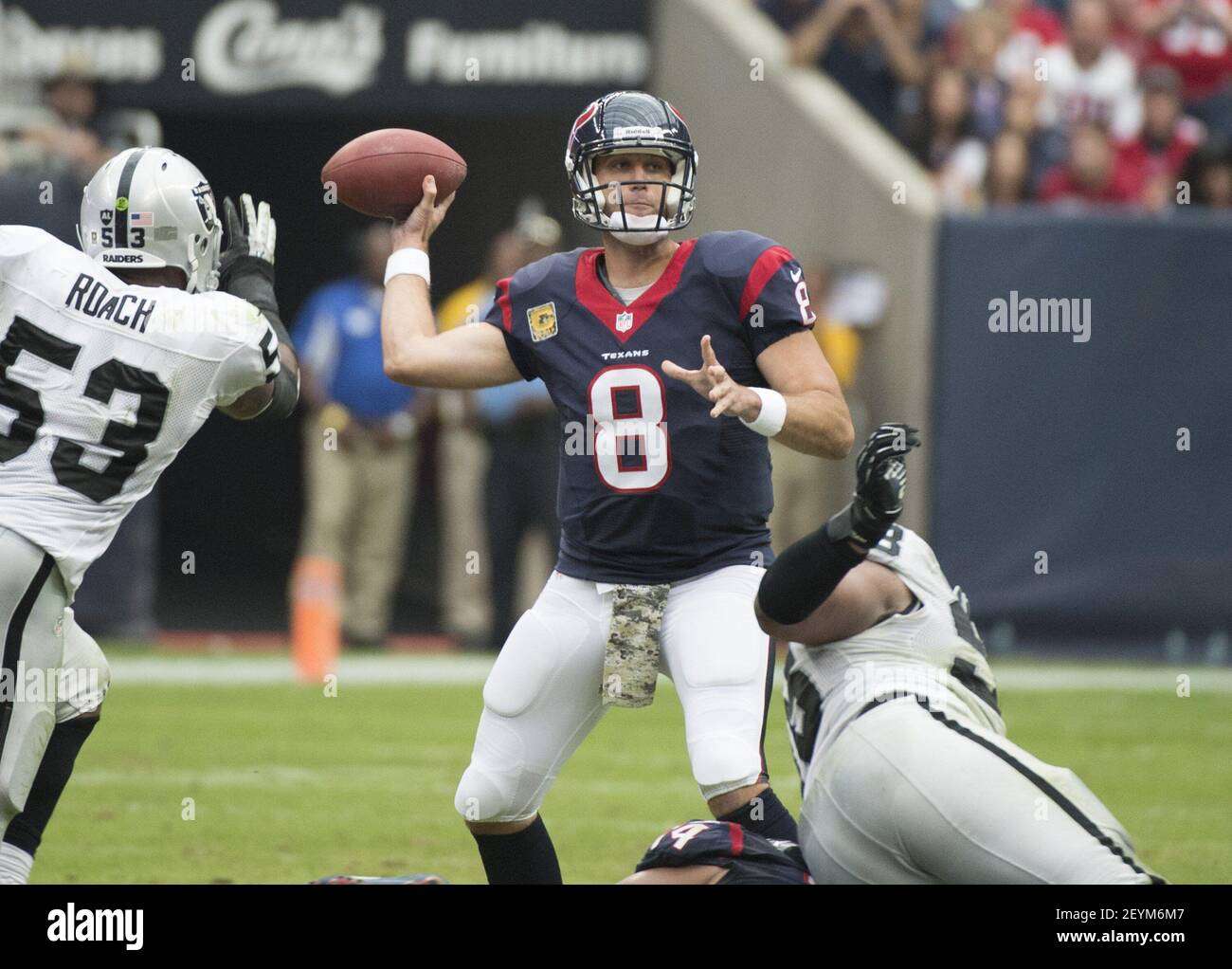 Backup quarterback Matt Schaub (8) of the Houston Texans throws a pass ...