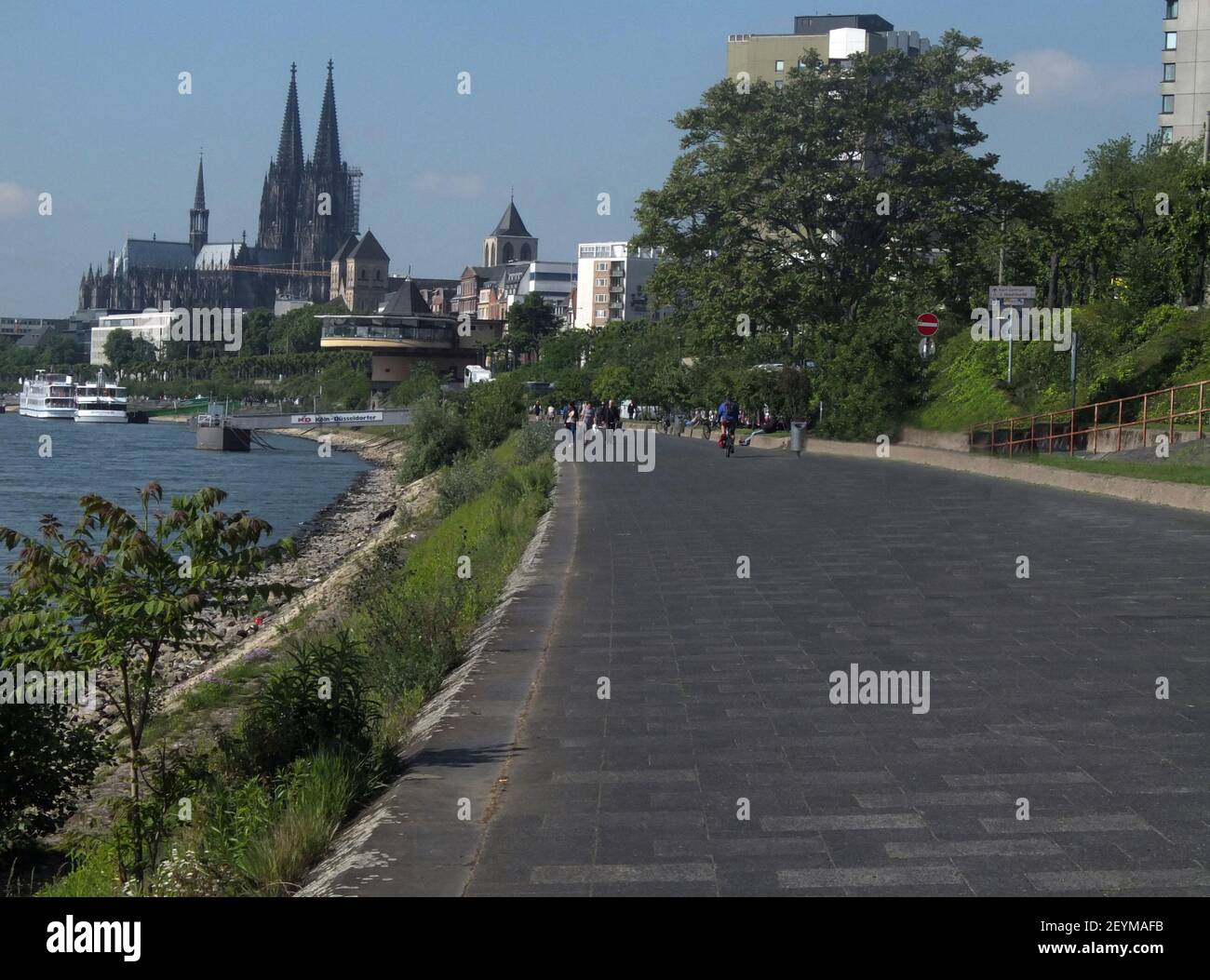 Cityscape of cologne hi-res stock photography and images - Alamy