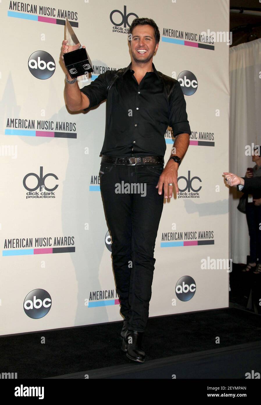 24 November 2013 - Los Angeles, California - Luke Bryan. 2013 American ...