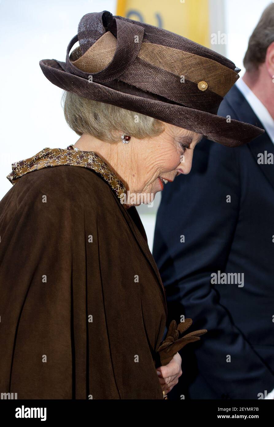 November 26, 2013 - Rotterdam, The Netherlands - Princess Beatrix ...