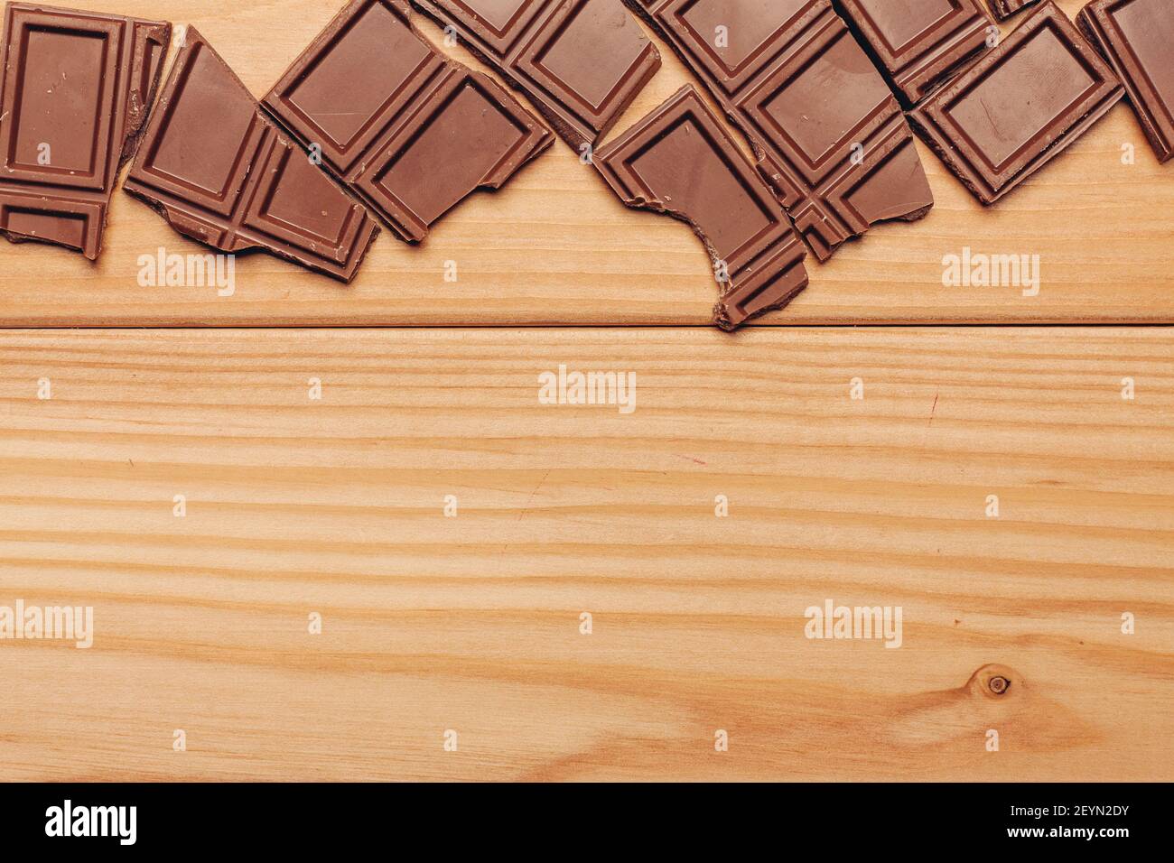 broken brown chocolate bar and background image texture top view Stock ...