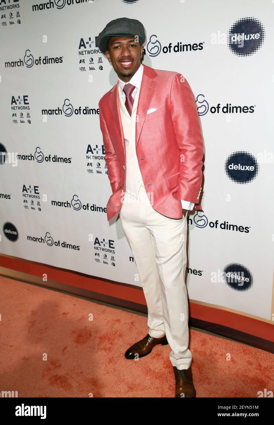 06 December 2013 - Beverly Hills, California - Nick Cannon. March Of ...