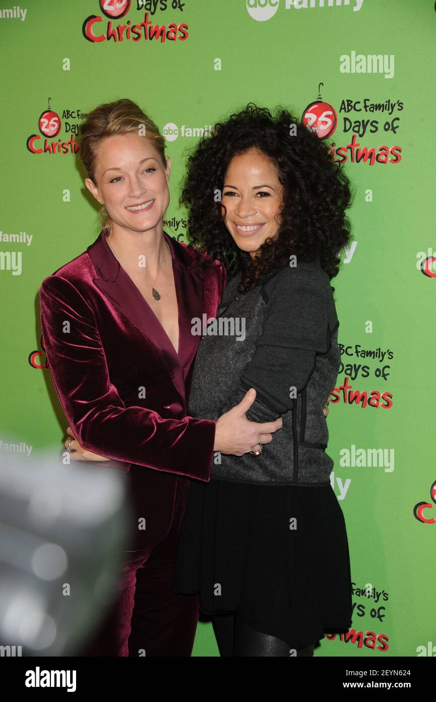 L-R: Teri Polo, Sherri Saum attend the ABC Family's 25 Days Of ...