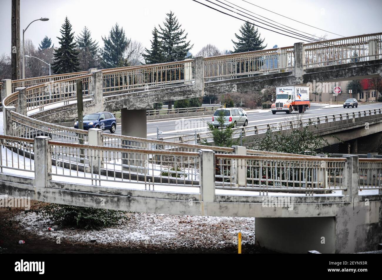 Overnight snowfall dusted North Portland for the second time this week ...
