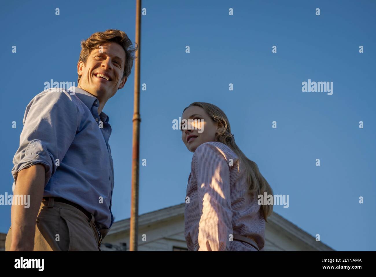 AMANDA SEYFRIED and JAMES NORTON in THINGS HEARD & SEEN (2021 ... AMANDA SEYFRIED and JAMES NORTON in THINGS HEARD & SEEN (2021 ...