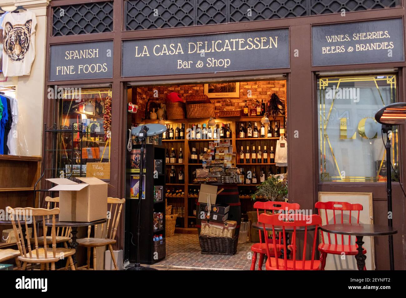 La case delicatessen newcastle hi-res stock photography and images - Alamy