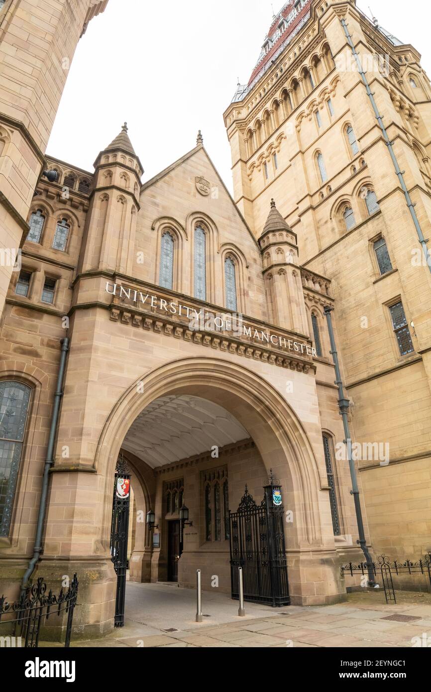 Manchester/England: 4/7/2019: Manchester University Whitworth Hall ...