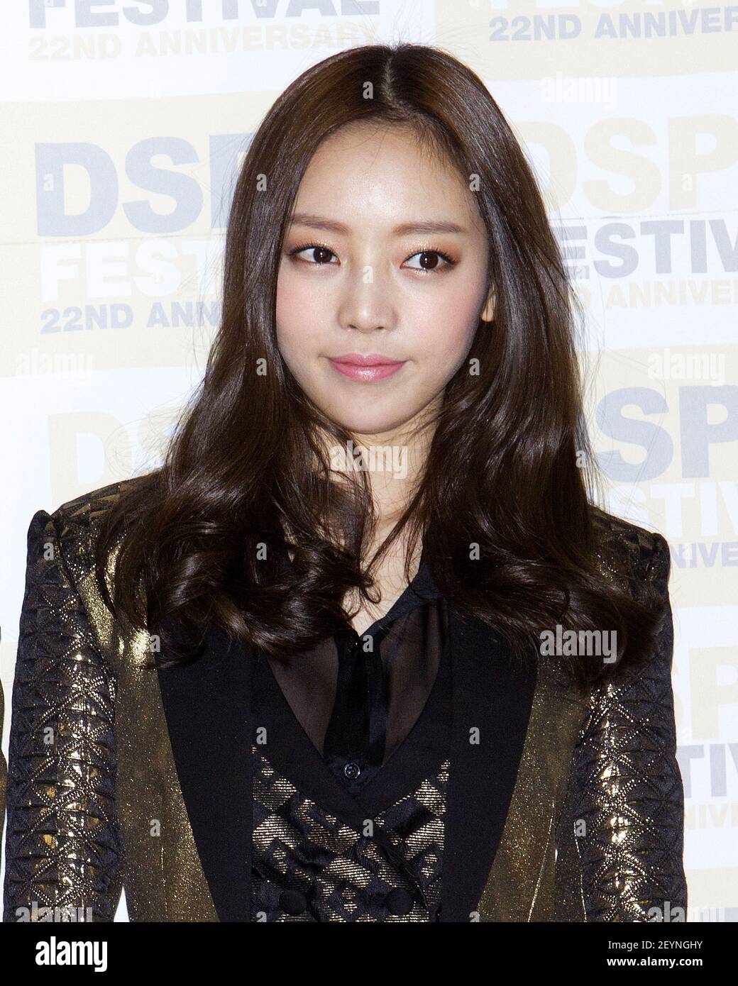 South k pop girl group kara hi-res stock photography and images - Alamy