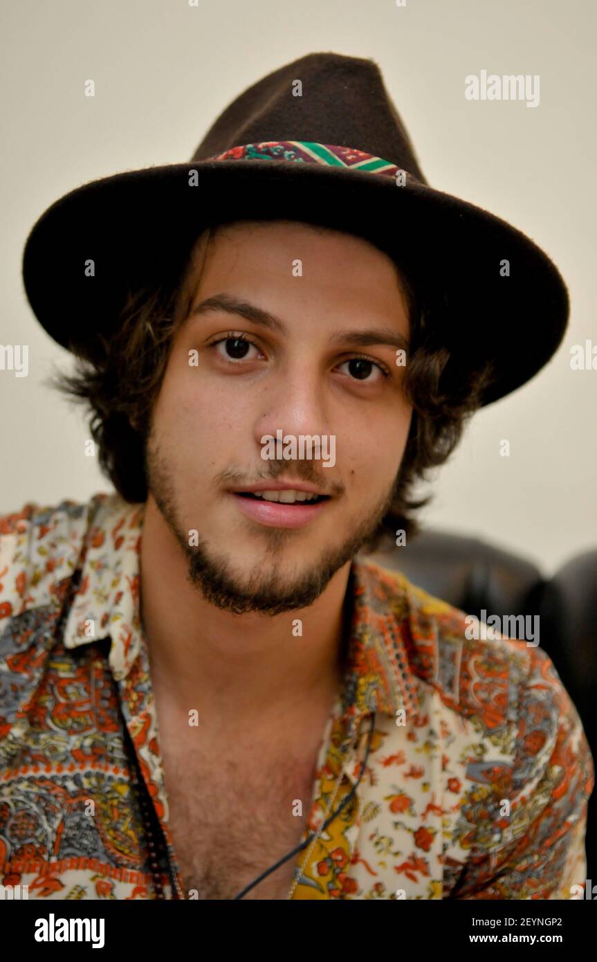 Chay Suede - Durante Musical TUDO POR UM POPSTAR. A peÃ§a, que ficou ...