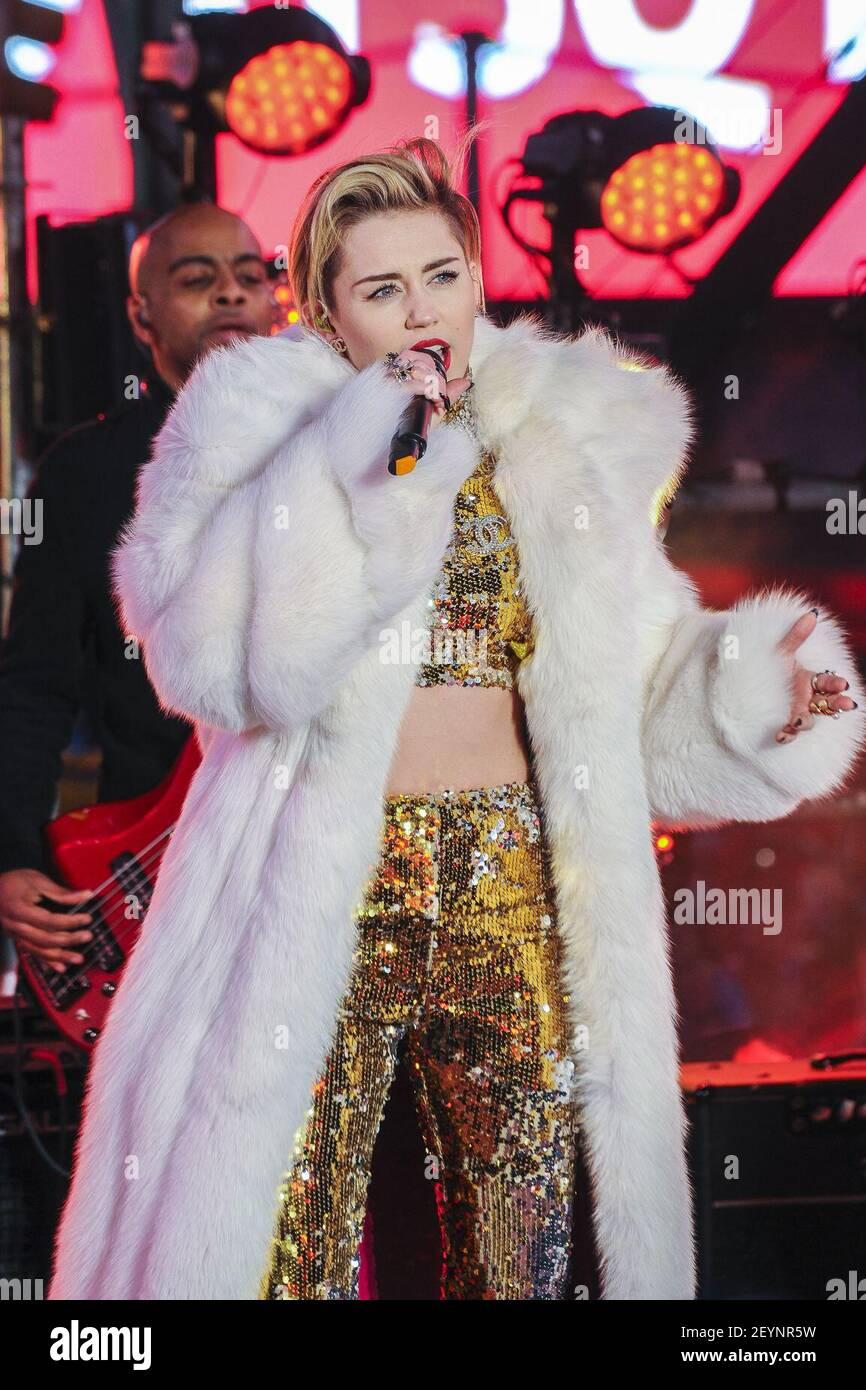 Miley Cyrus attends the New Year's Rockin' Eve in Times Square New York ...