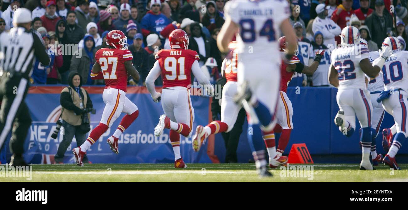 Kansas City Chiefs cornerback Sean Smith (27) runs back a third-quarter ...