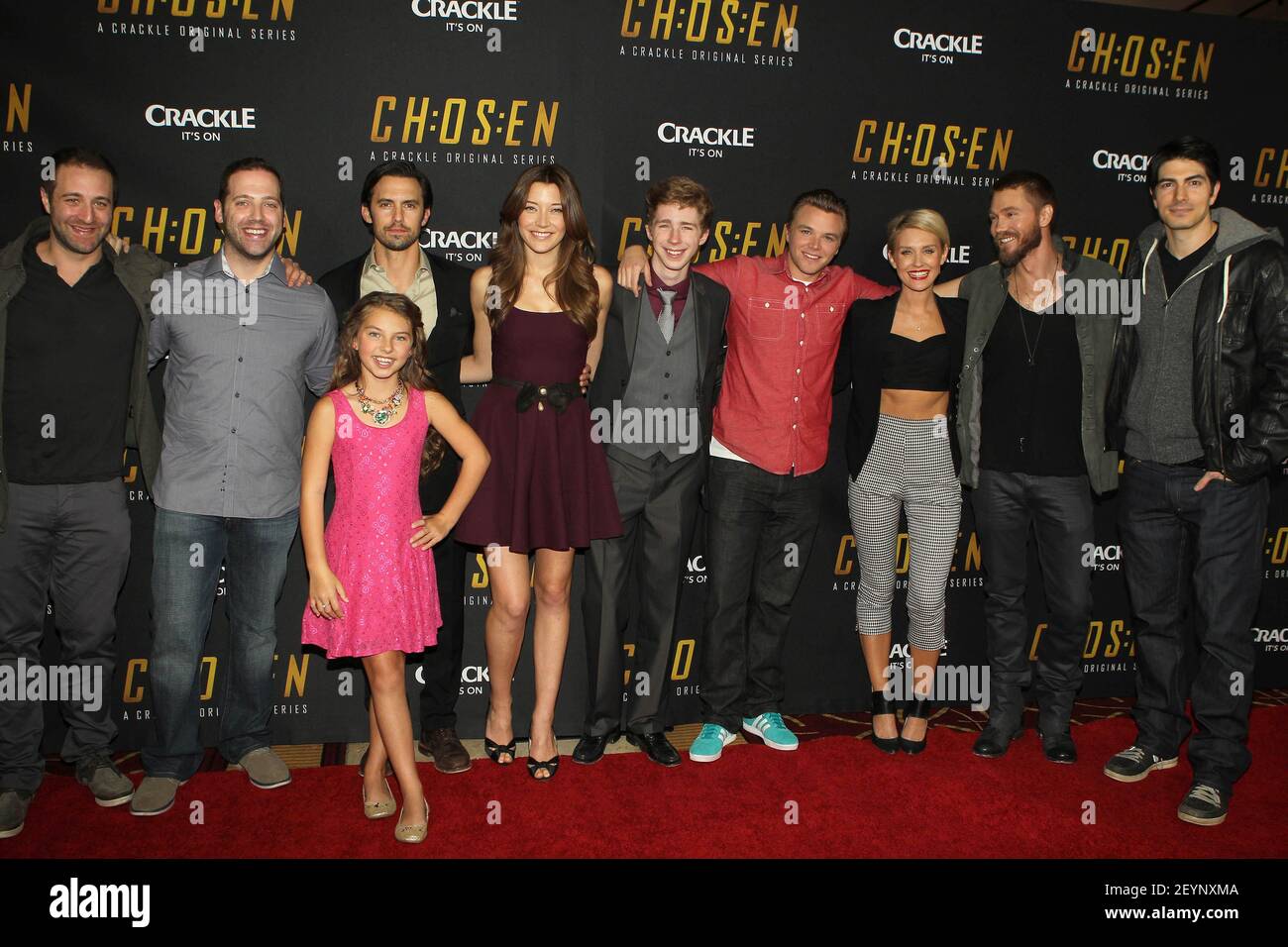 Sarah roemer and nicky whelan hi-res stock photography and images - Alamy