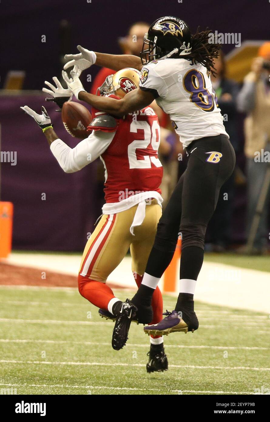 Chris Culliver (29) of the San Francisco 49ers breaks up a pass to ...