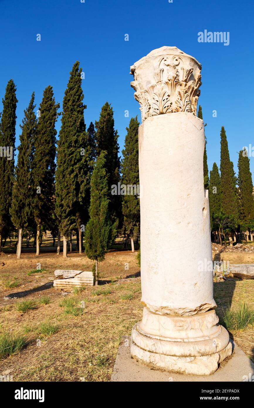 And the roman temple history column Stock Photo - Alamy