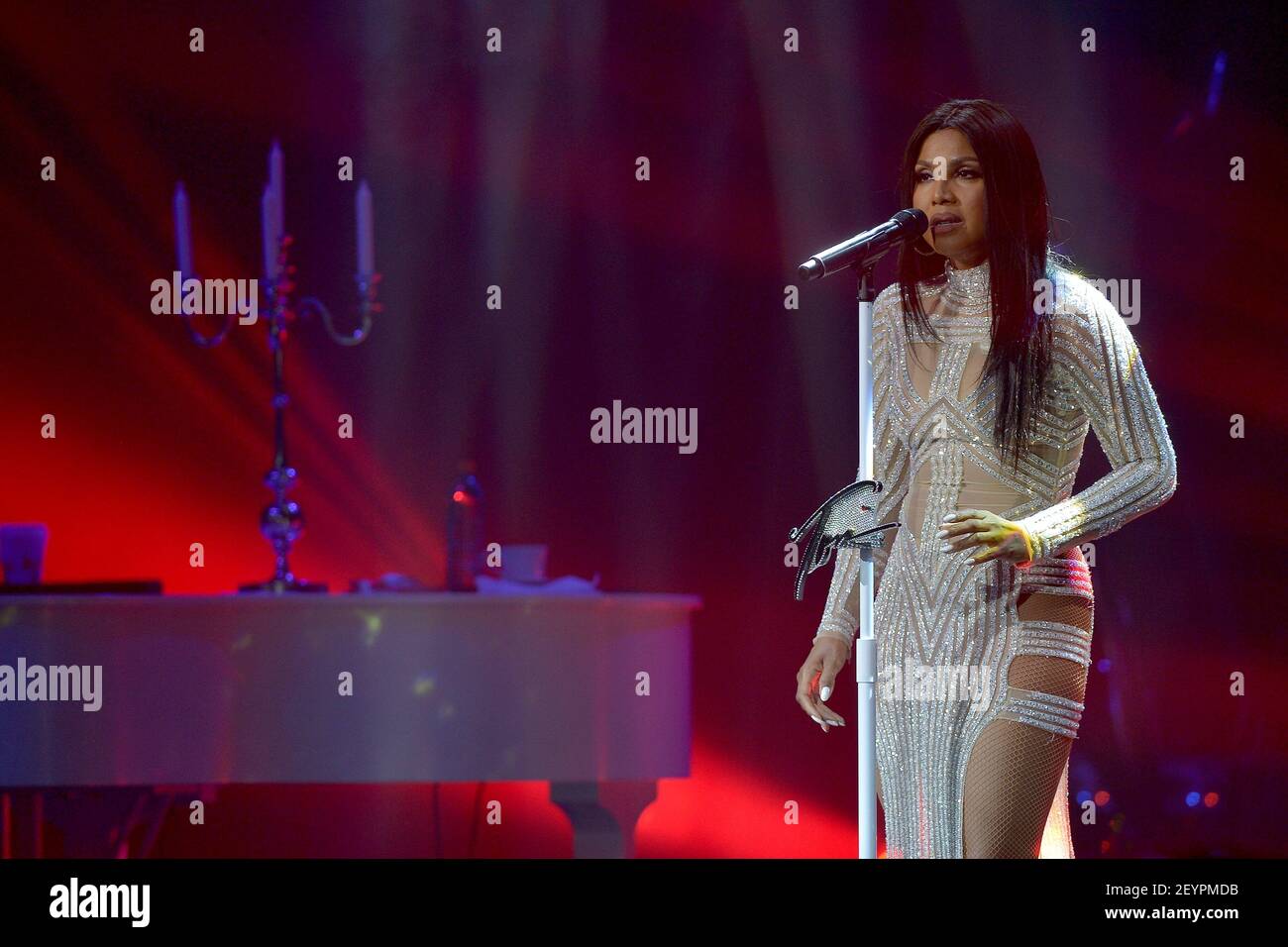 Toni Braxton performs onstage at Hard Rock Live! in the Seminole Hard ...