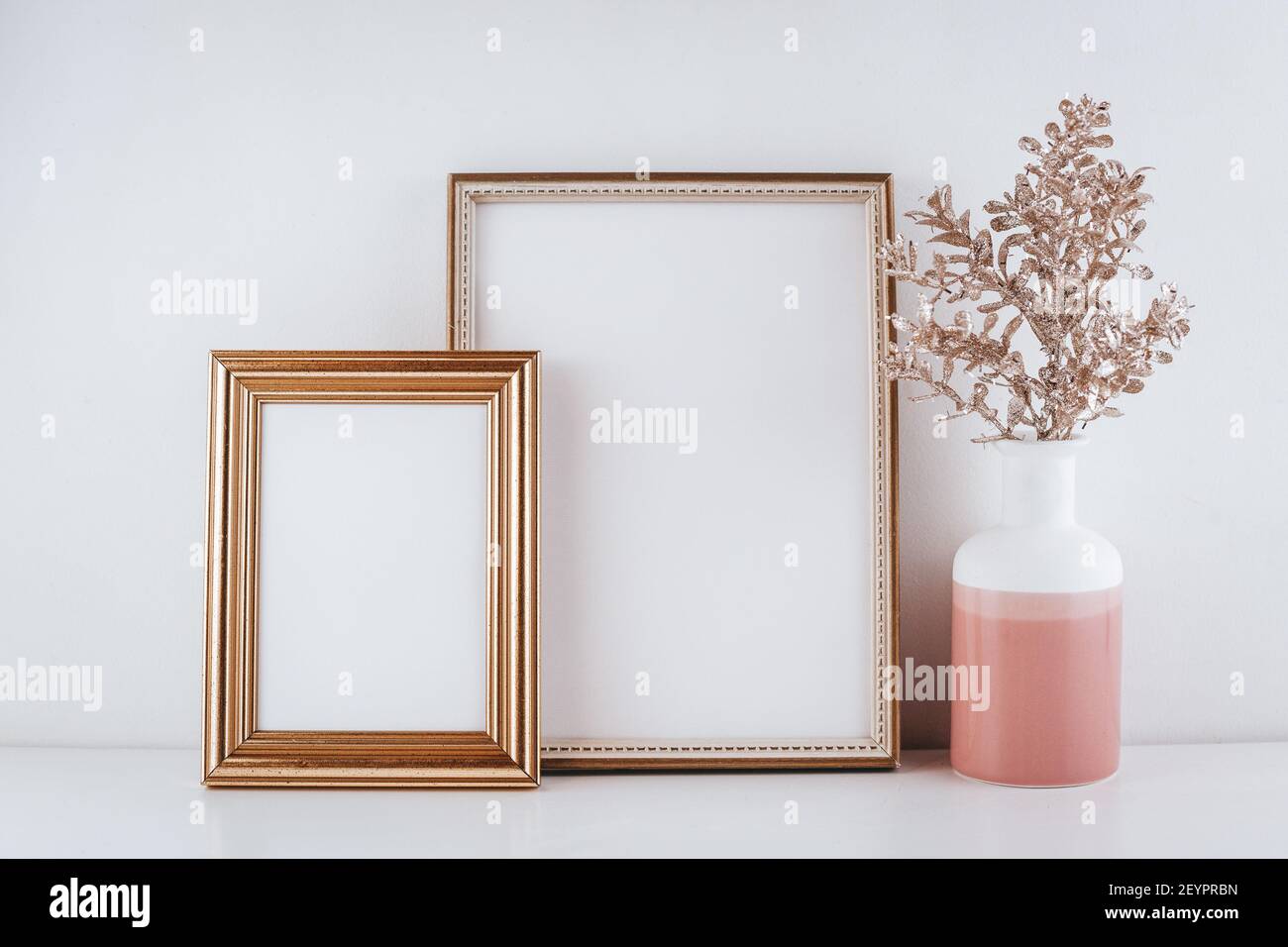 Gold flower frame design hi-res stock photography and images - Alamy
