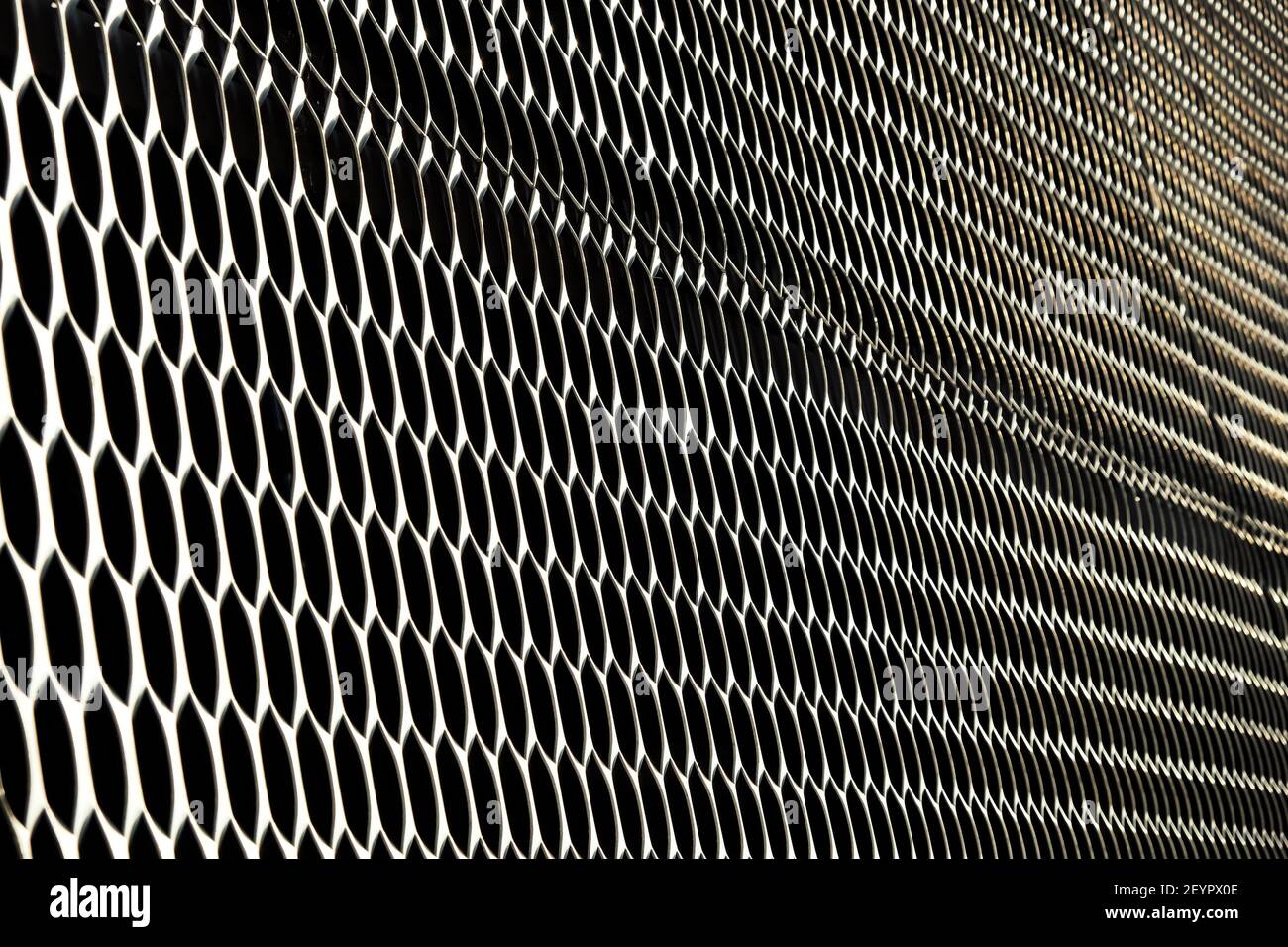Expanded metal mesh hi-res stock photography and images - Alamy