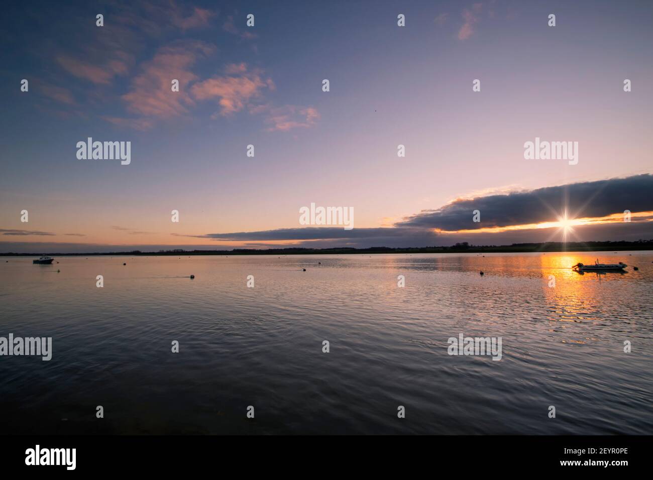 Sunset over the River Deben at Ramsholt in Suffolk, UK Stock Photo - Alamy