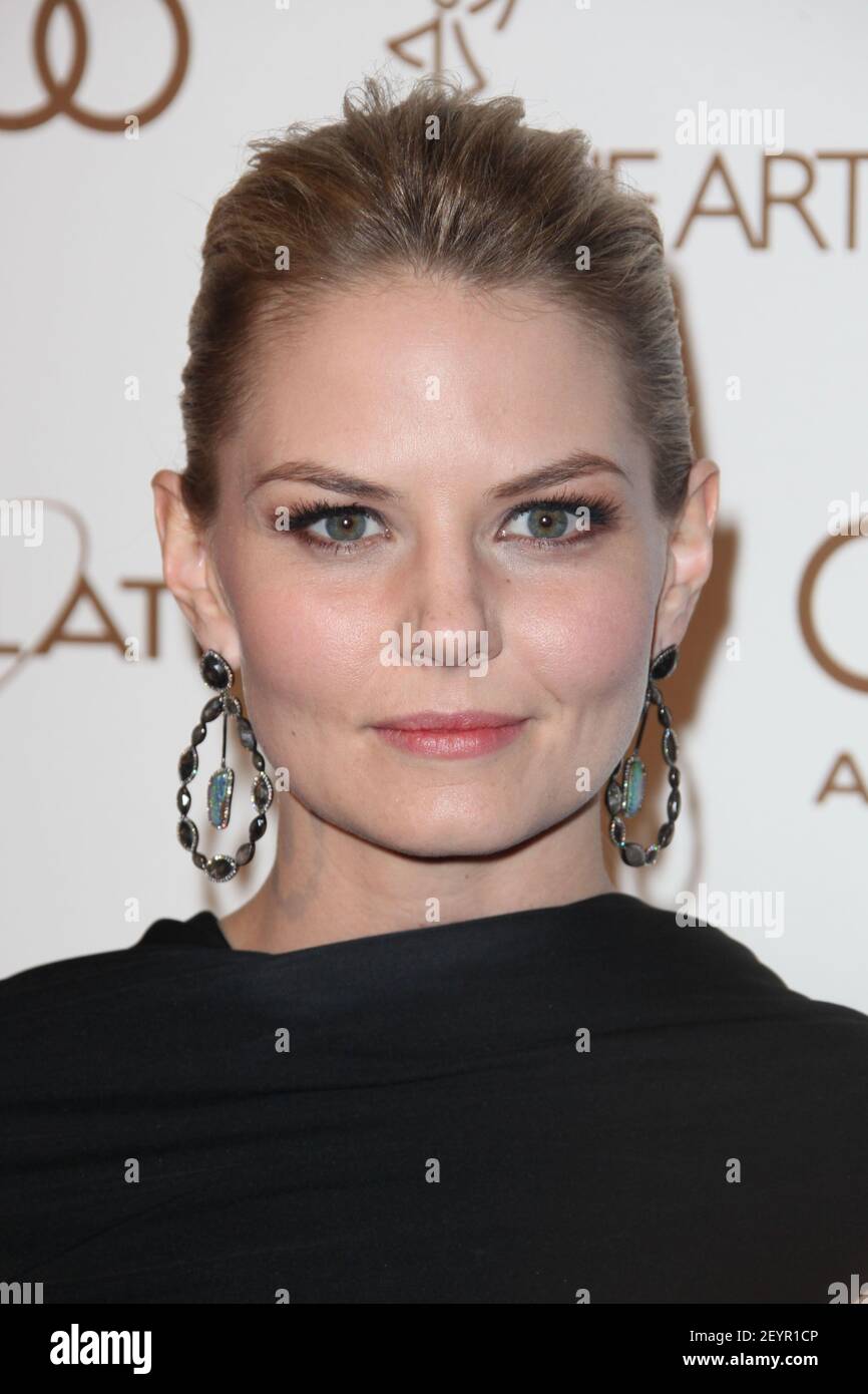 14 January 2012 - Los Angeles, CA - Jennifer Morrison arrives to the ...