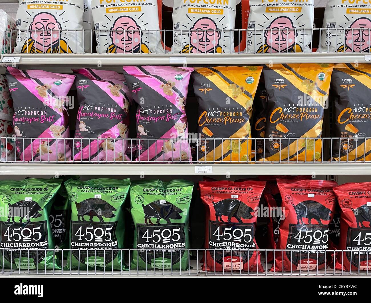 Chips shelf hi-res stock photography and images - Alamy