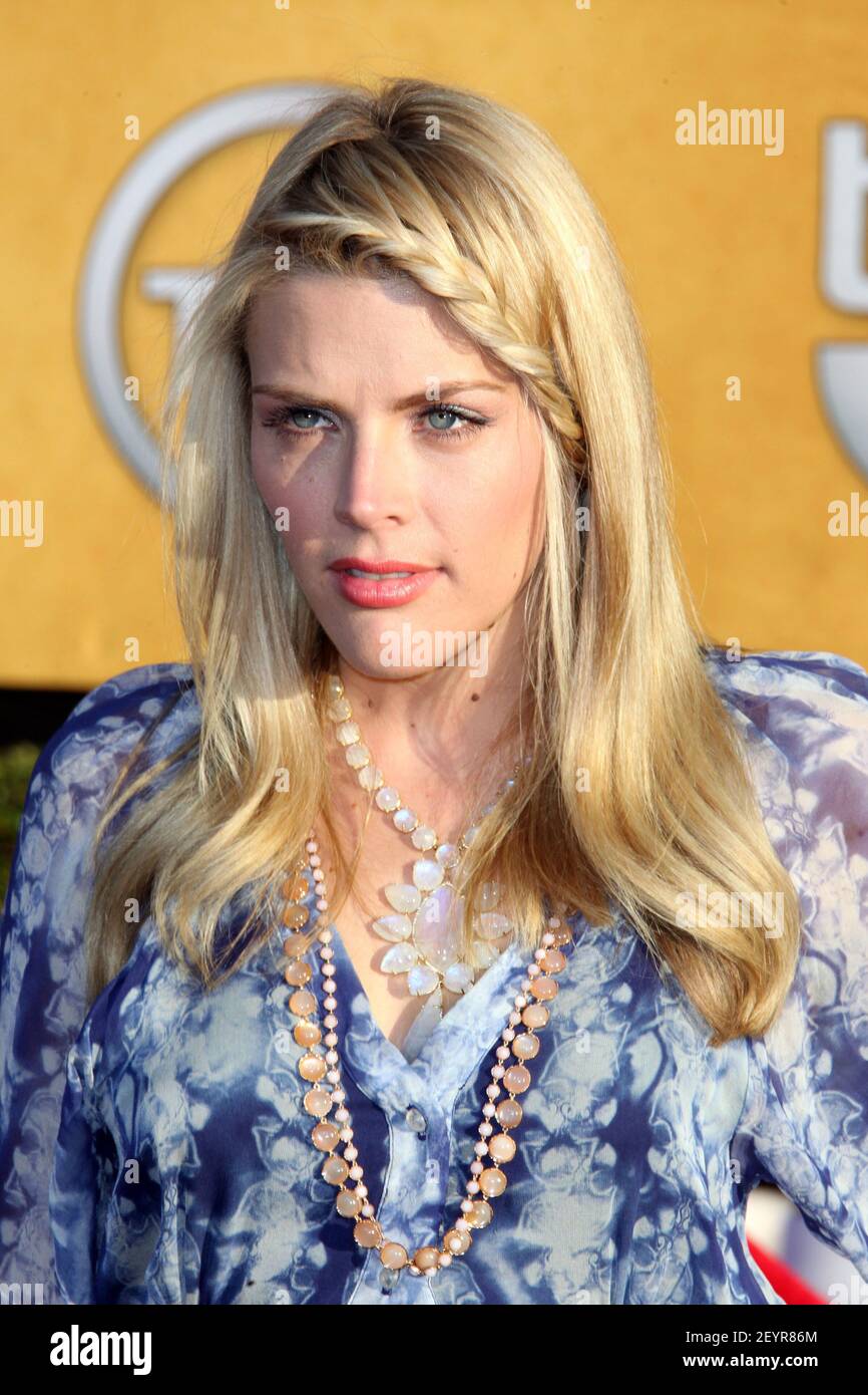 29 January 2011 - Los Angeles, CA - Busy Phillips arrive to the 18th ...