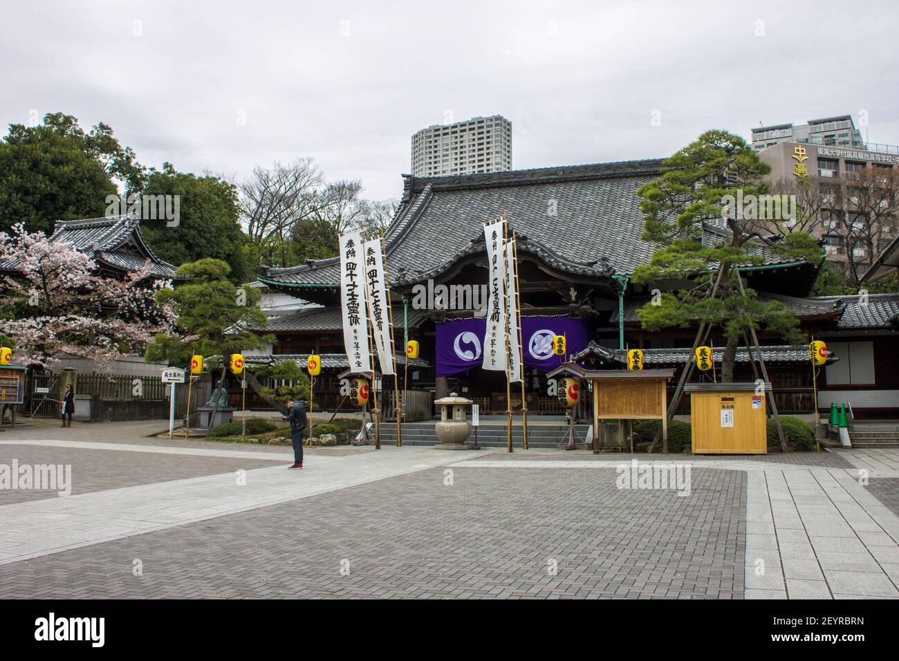 Tokyo, Japan. Sengaku-ji, a Soto Zen Buddhist temple. Final resting ...
