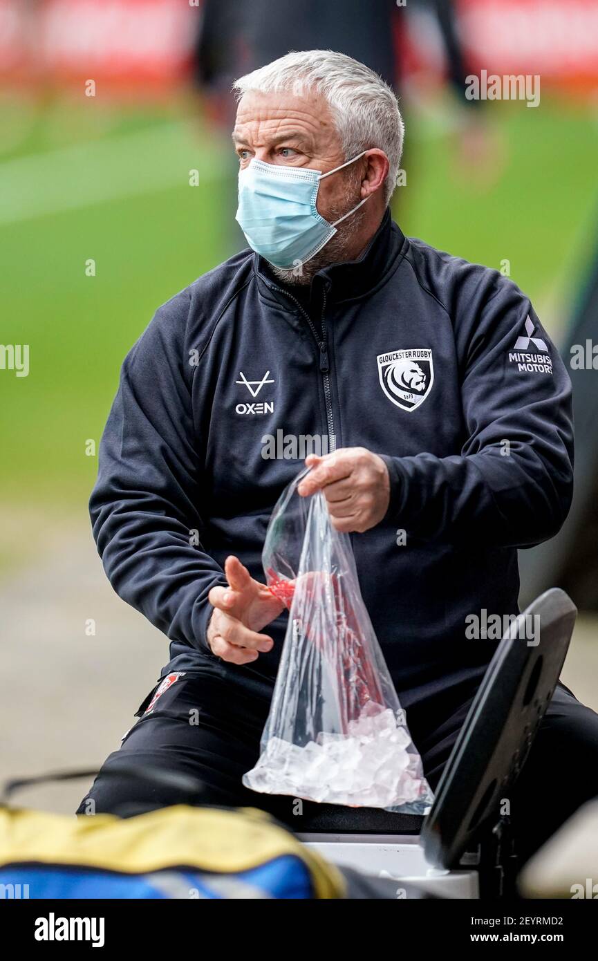 Ice packs hi-res stock photography and images - Alamy