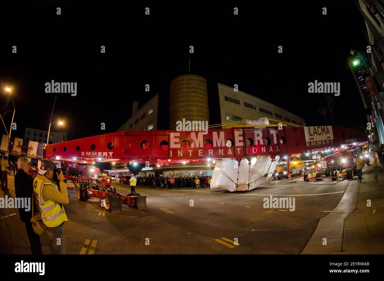10 March 2012, Los Angeles, California. 340 tons boulder chosen by ...
