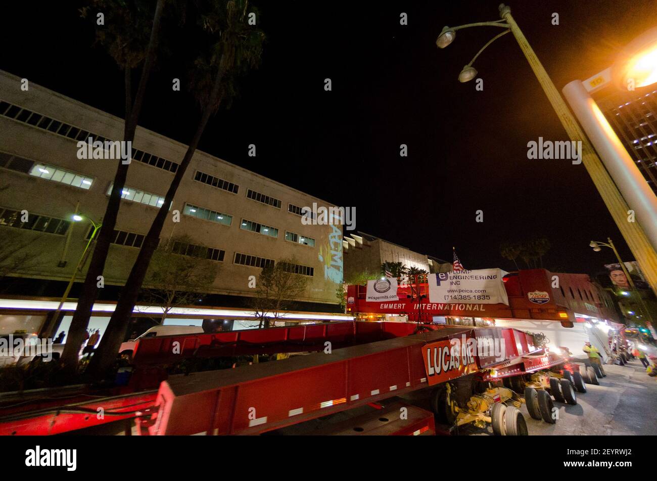 10 March 2012, Los Angeles, California. 340 tons boulder chosen by ...