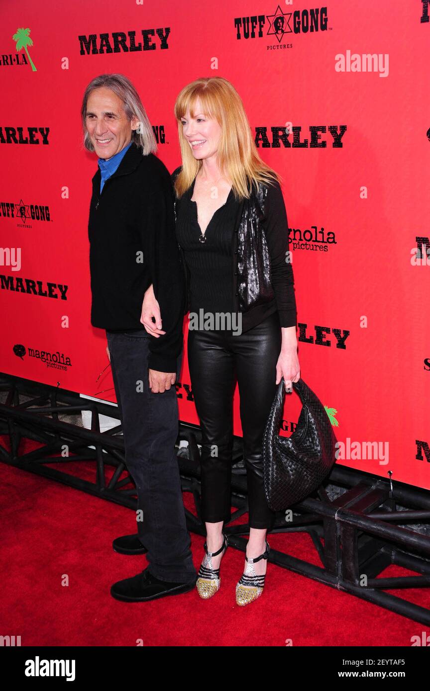 Marg helgenberger and alan finkelstein hi-res stock photography and ...