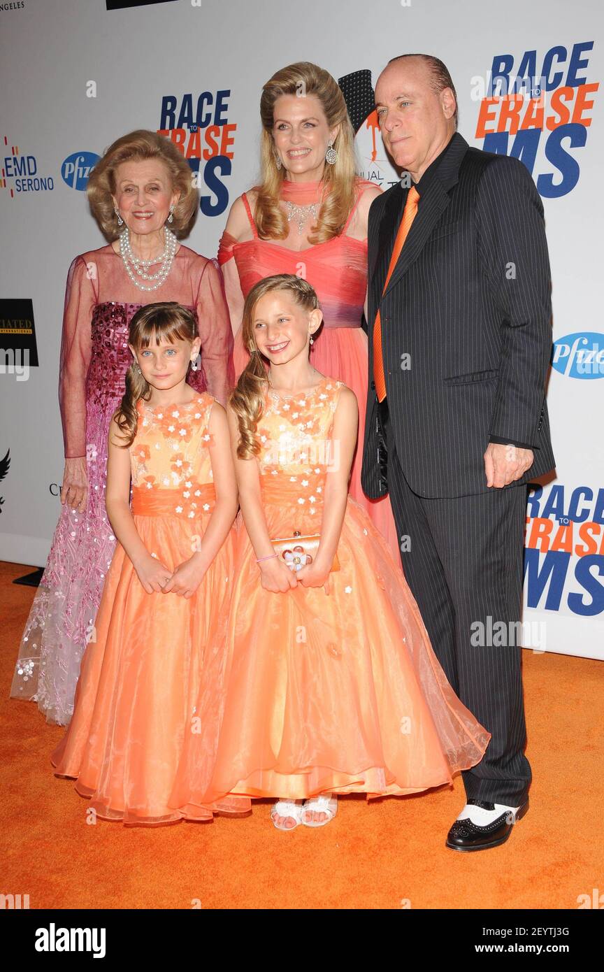 Barbara Davis, Nancy Davis with her husband Ken Rickel and Daughters ...