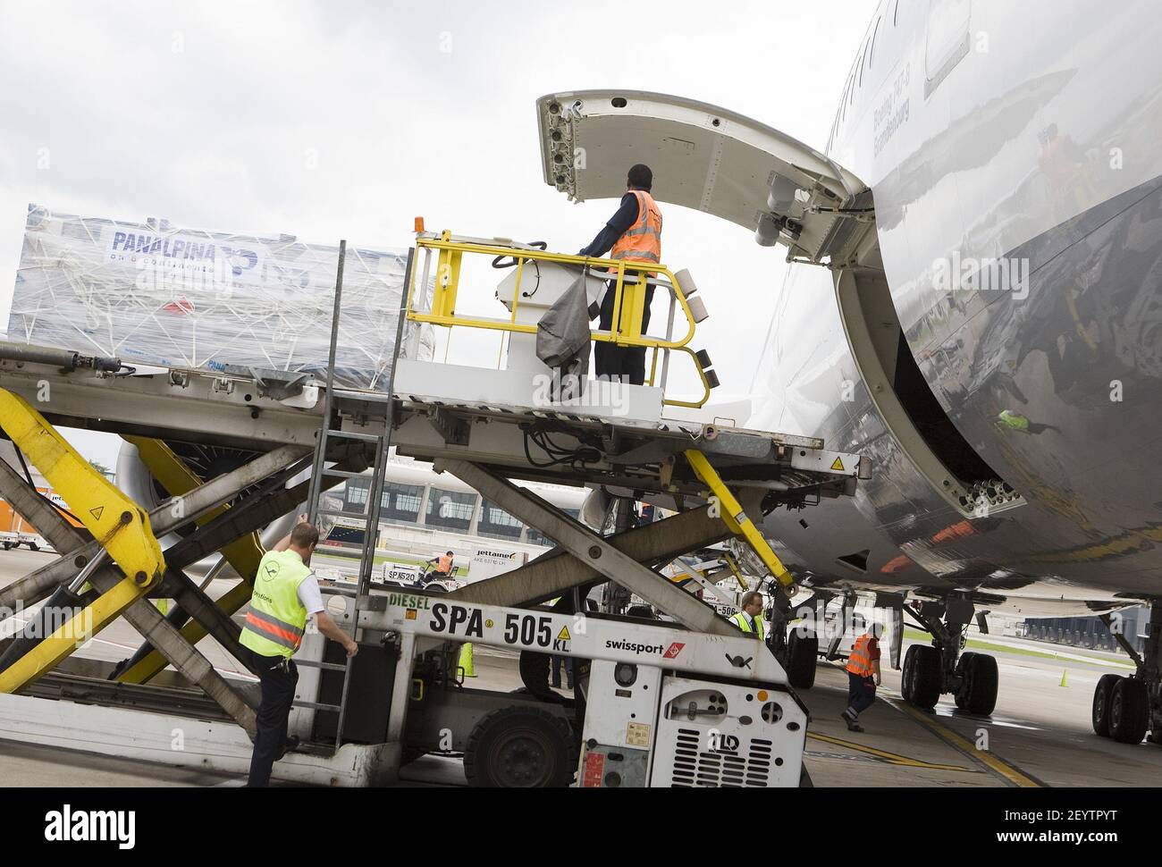 1 June 2012 - Sterling, Virginia - Workers unload cargo from a ...