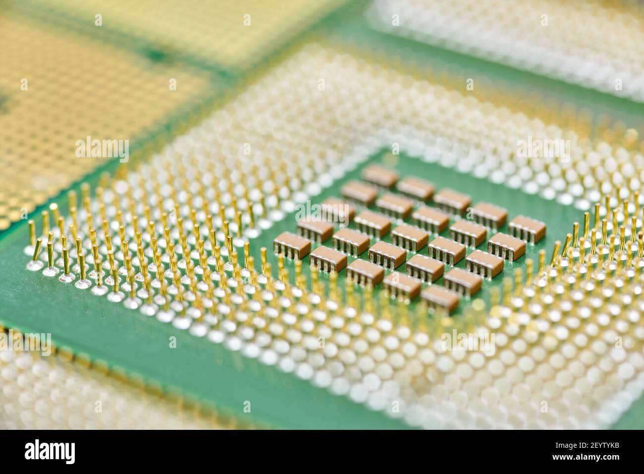 Programmable microcontroller hi-res stock photography and images - Alamy
