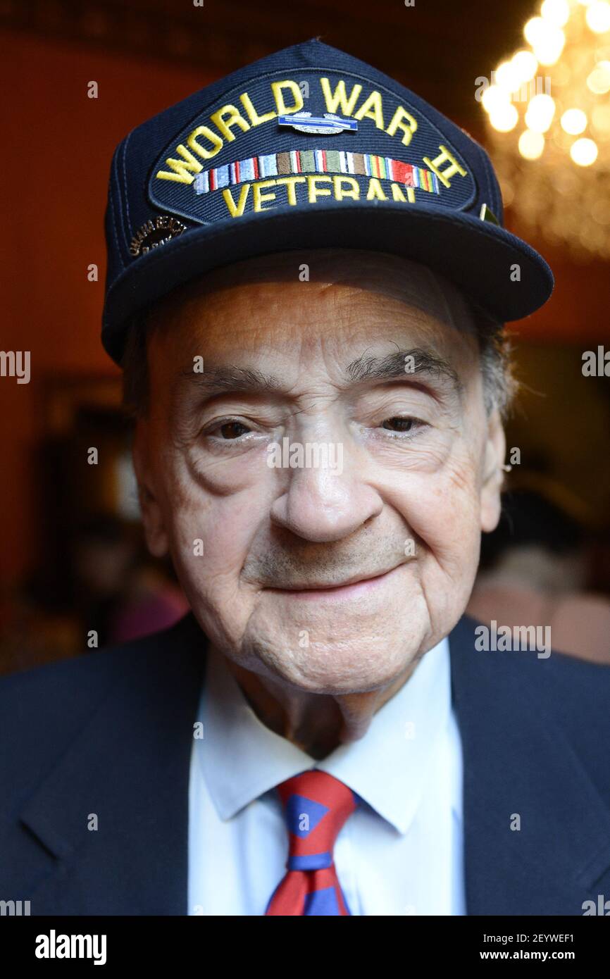 14 July 2012 - New York - Rocco Moretto, 88, who landed on Omaha Beach ...