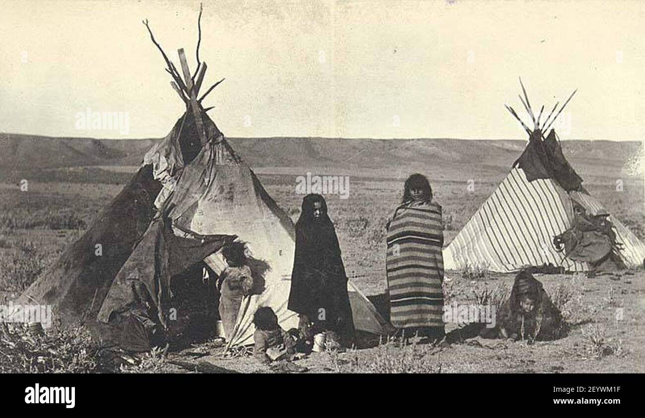 Piegan indian hi-res stock photography and images - Alamy