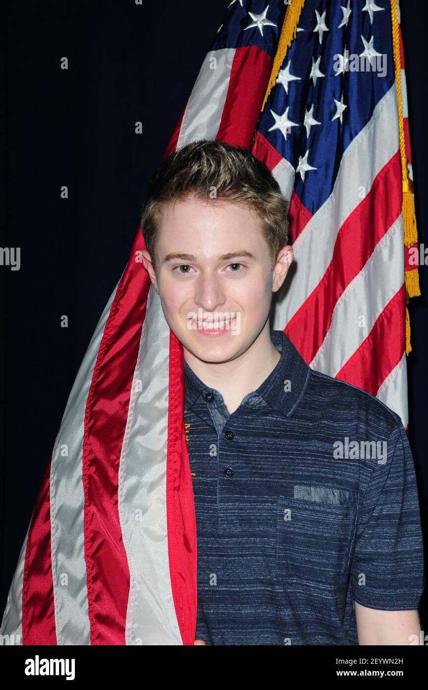 Nevel Papperman