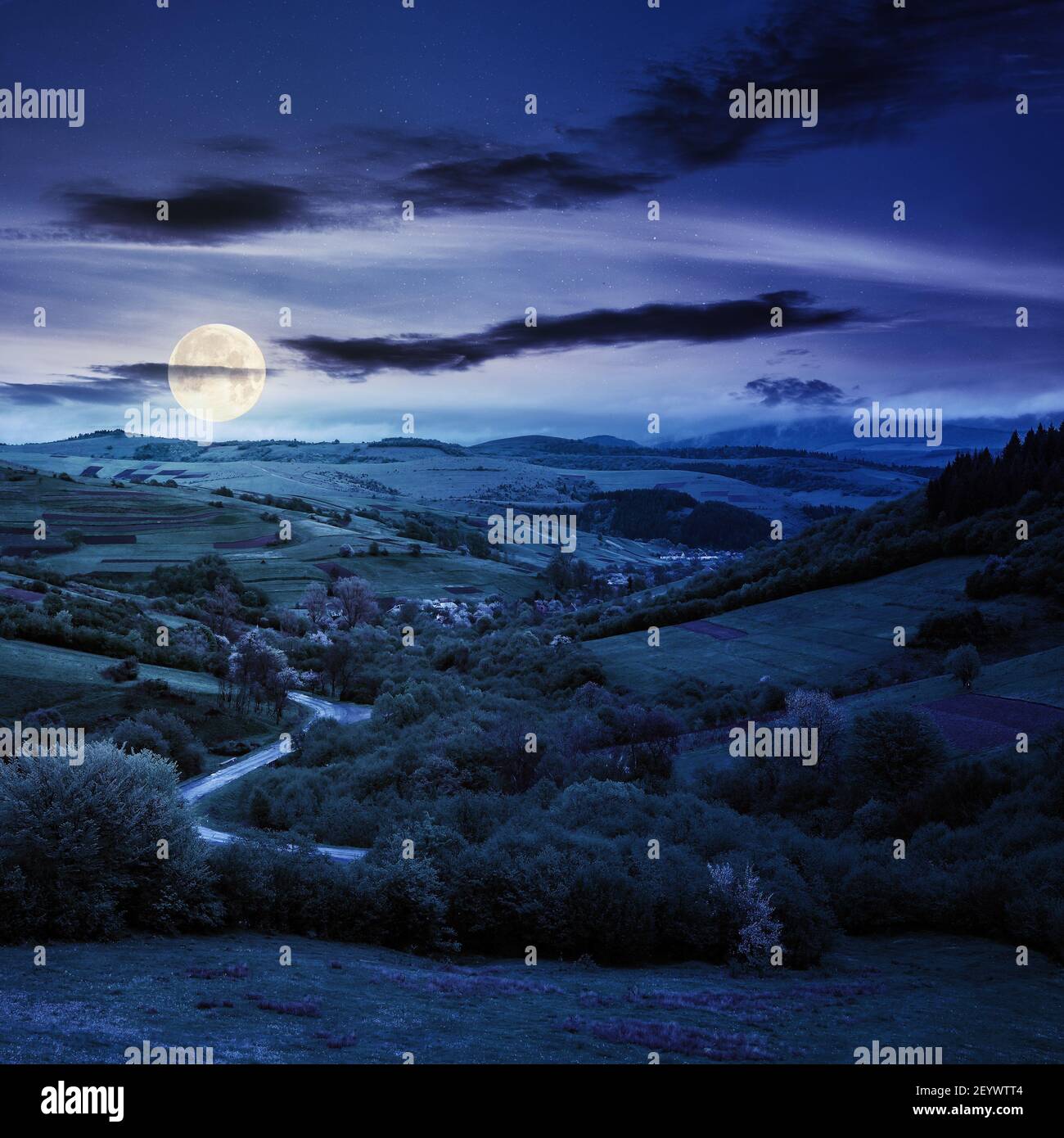 Night open valley landscape hi-res stock photography and images - Alamy