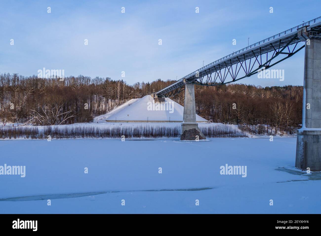 Footbridge over frozen river hi-res stock photography and images - Alamy