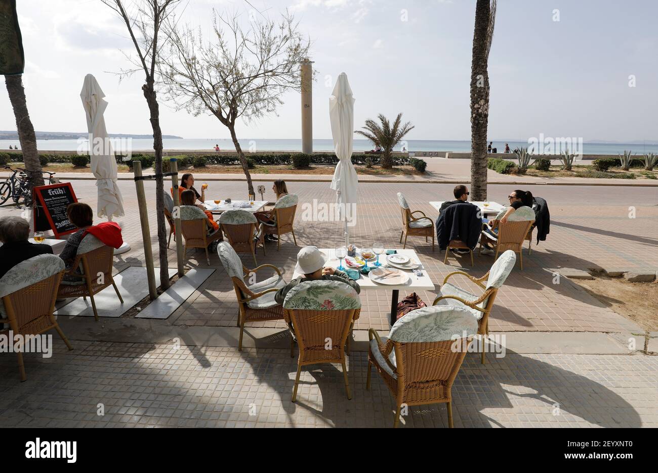 6 Krone High Resolution Stock Photography and Images - Alamy