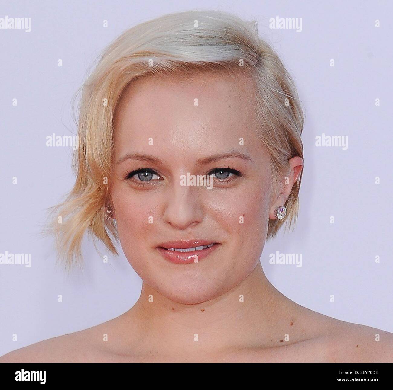 23 September 2012 - Los Angeles, CA - Elisabeth Moss arrives at The ...